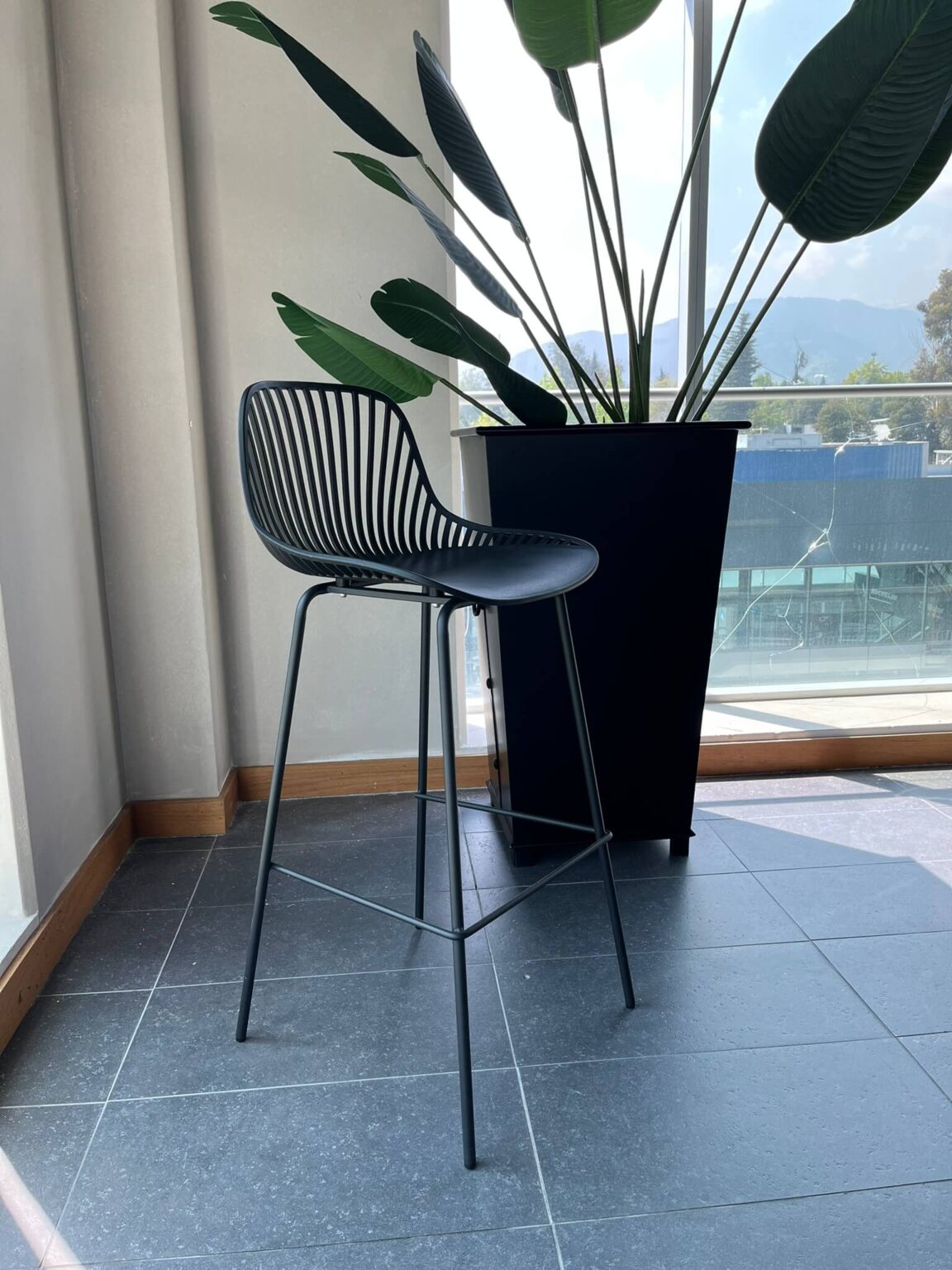 Piso Bar con Respaldo – Decoq